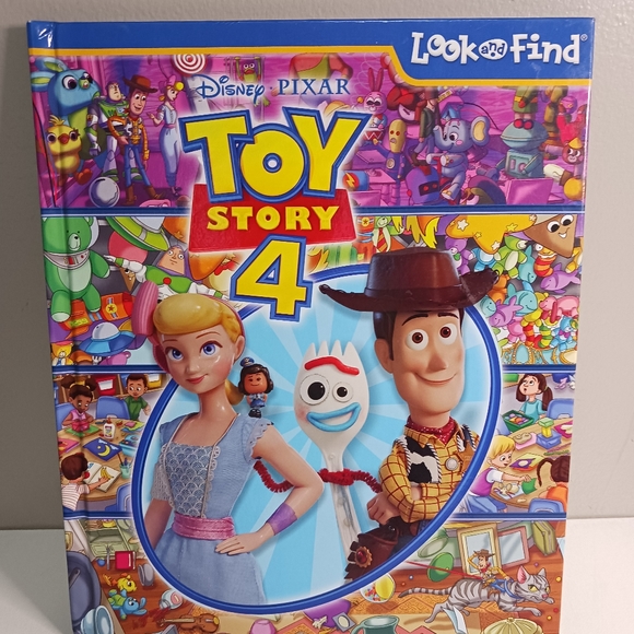 Disney | Other | Kids Look And Find Disney Pixar Toy Story 4 Book ...